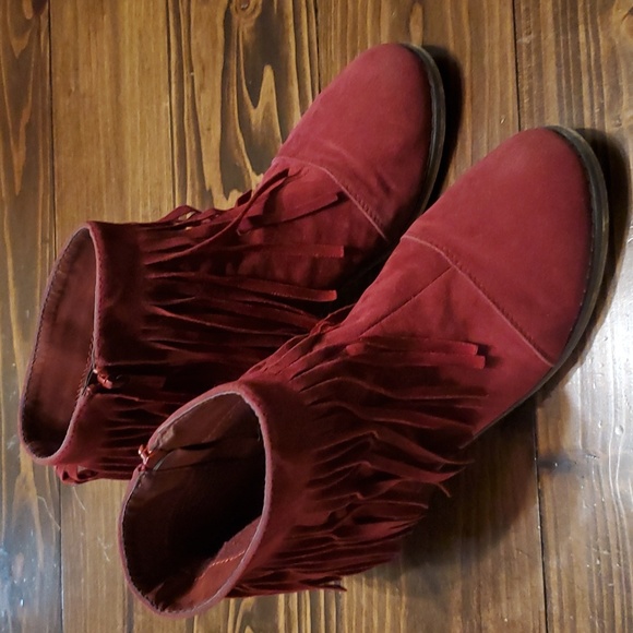 Shoes | Boutique Cranberry Faux Leather Fringe Boots Size 9 Adorable ...